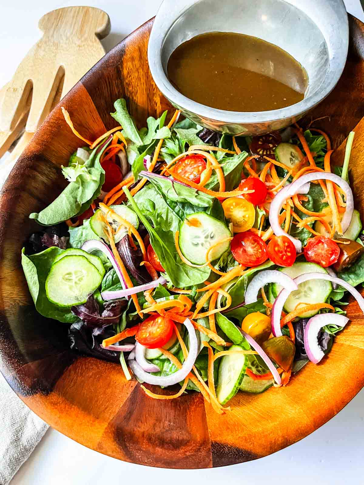 Classic Italian Insalata Mista (Easy Mixed Salad) - Meghan It Up